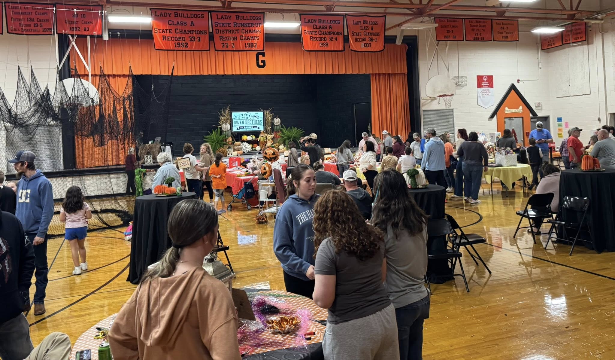 Gleason School Celebrates Fall Fest with Costumes, Community, and ...